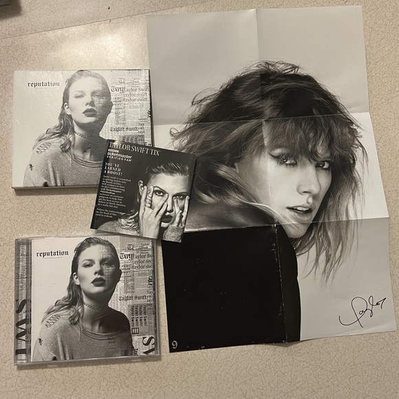 Taylor Swift | Media | Taylor Swift Reputation Cd Poster 9 Original ...